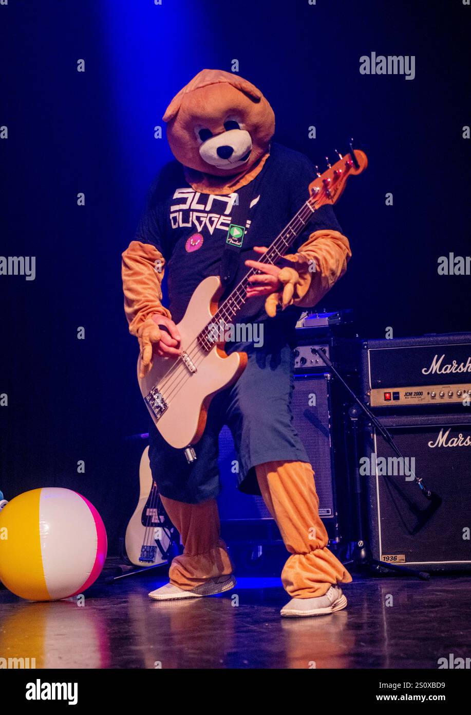 Lucha Britannia and Slay Duggee Xmas Slaycation at the indigo at The O2 ...