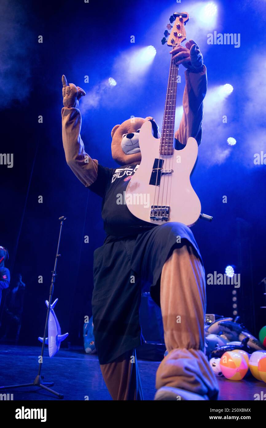 Lucha Britannia and Slay Duggee Xmas Slaycation at the indigo at The O2 ...