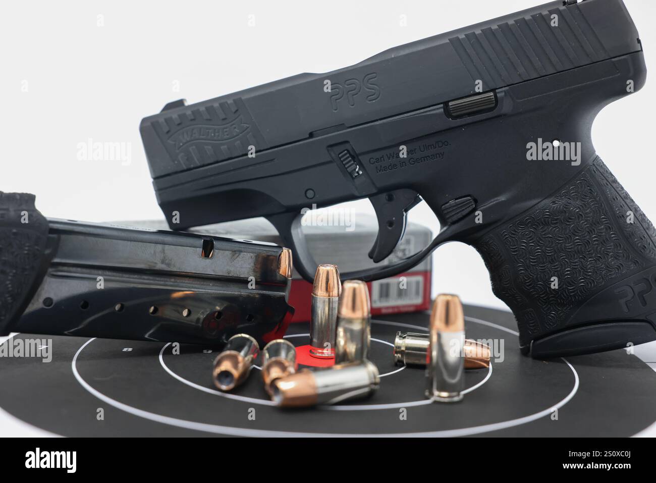 A Walther PPS M2 with hollow point bullets Stock Photo - Alamy