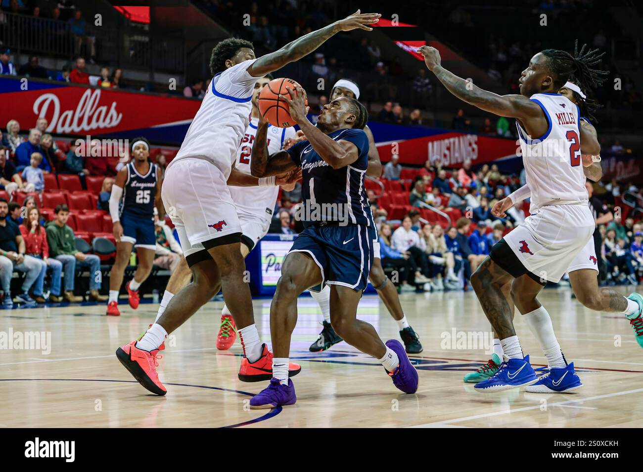 Dallas, Texas, USA. 29th Dec, 2024. Longwood Lancers guard KYRELL LUC ...