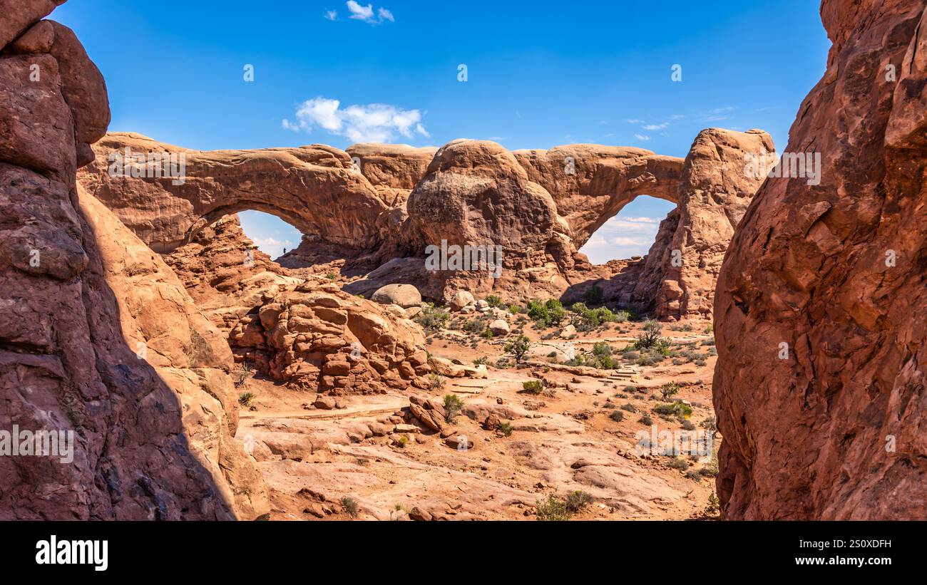 Windows columns arches in hi-res stock photography and images - Alamy
