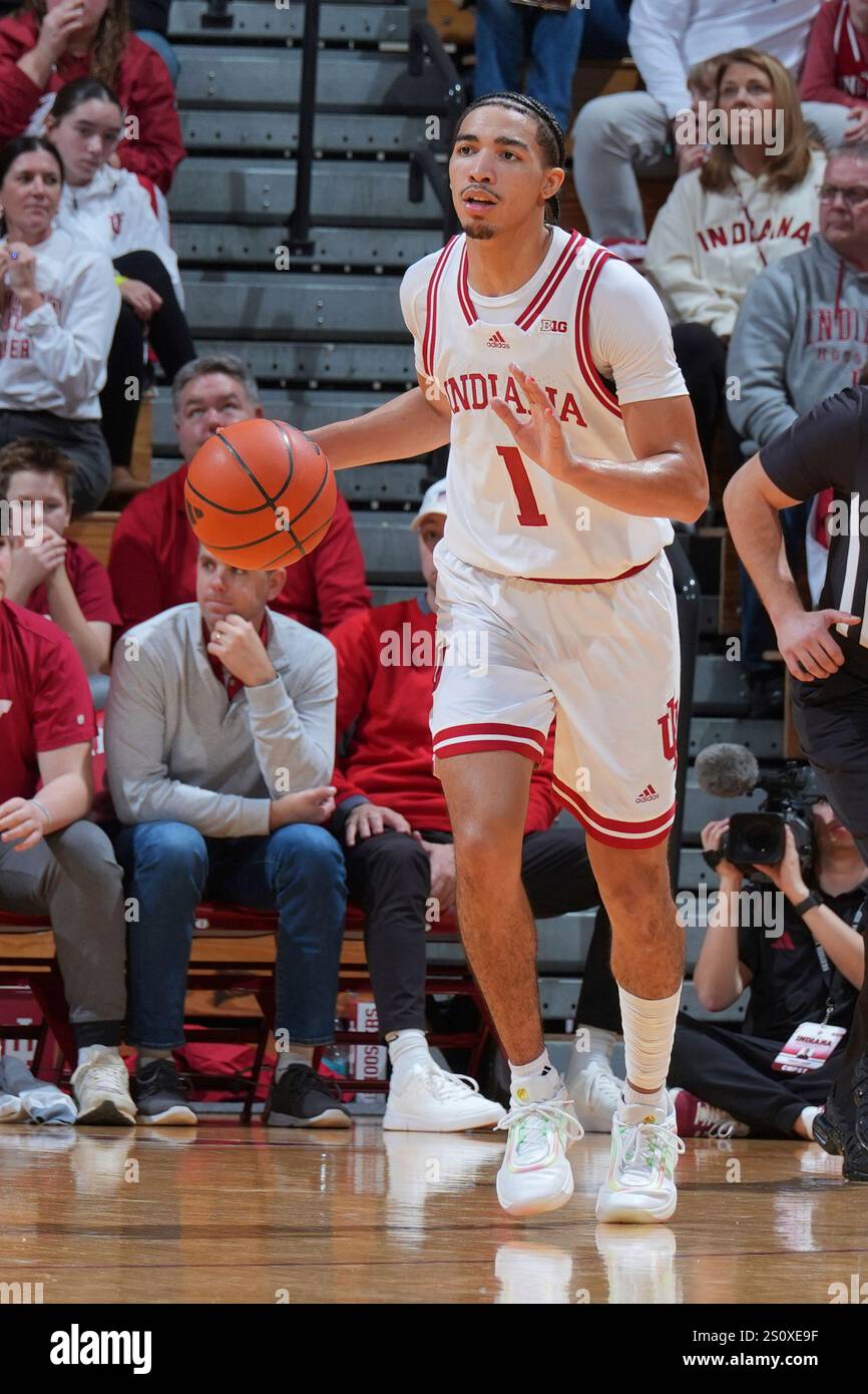 BLOOMINGTON, IN - DECEMBER 29: Indiana Hoosiers guard Myles Rice (1 ...
