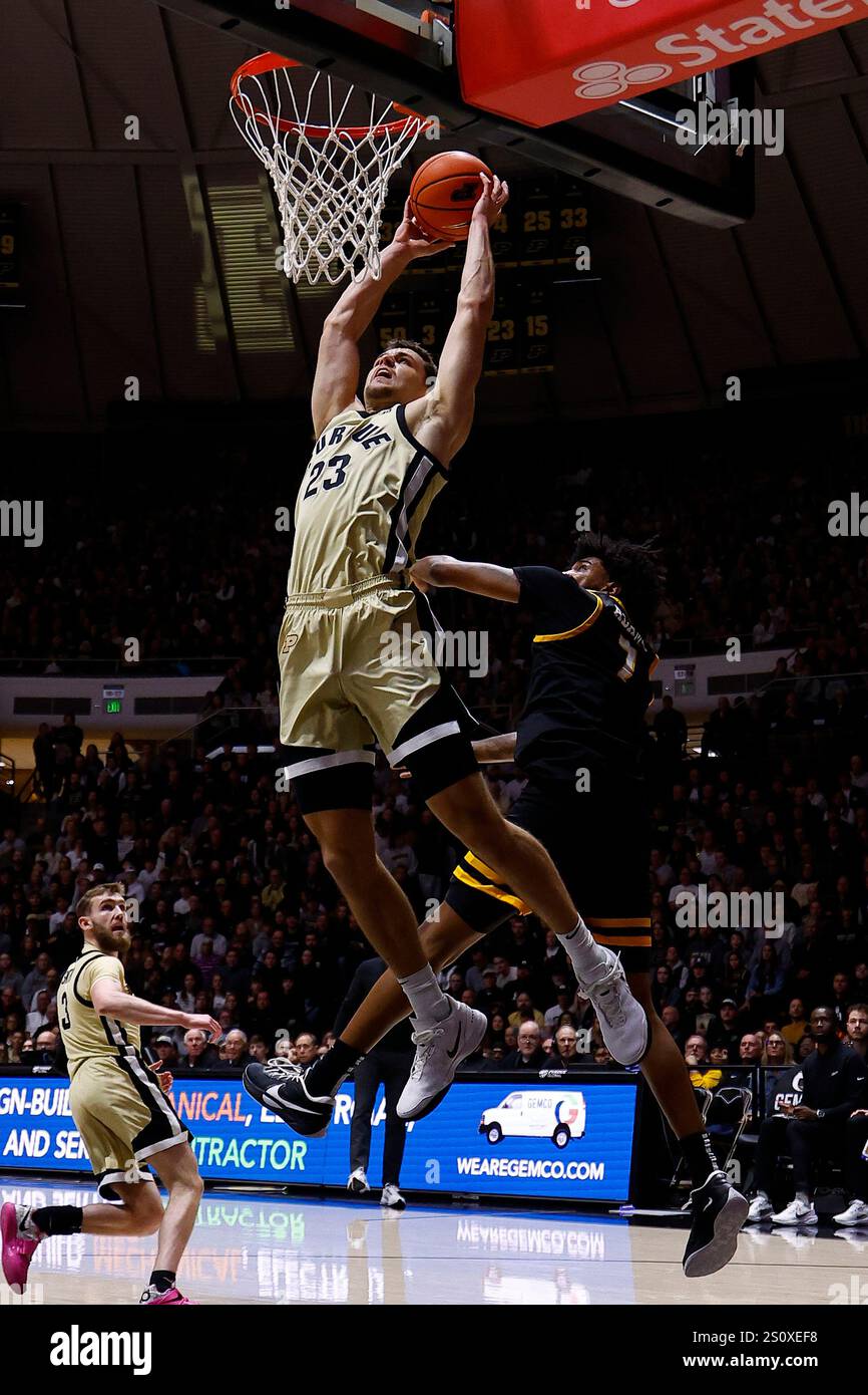 WEST LAFAYETTE, IN - DECEMBER 29: Purdue Boilermakers forward Camden ...