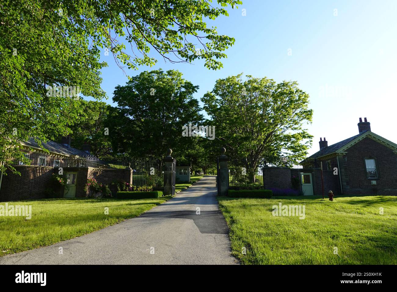 Entrance of Castle Hill Stock Photo - Alamy