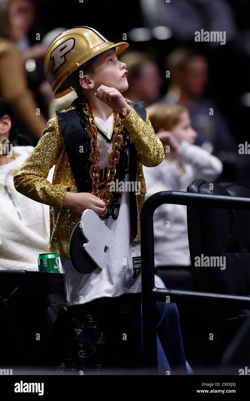 WEST LAFAYETTE, IN - DECEMBER 29: A young Purdue Boilermakers fan ...