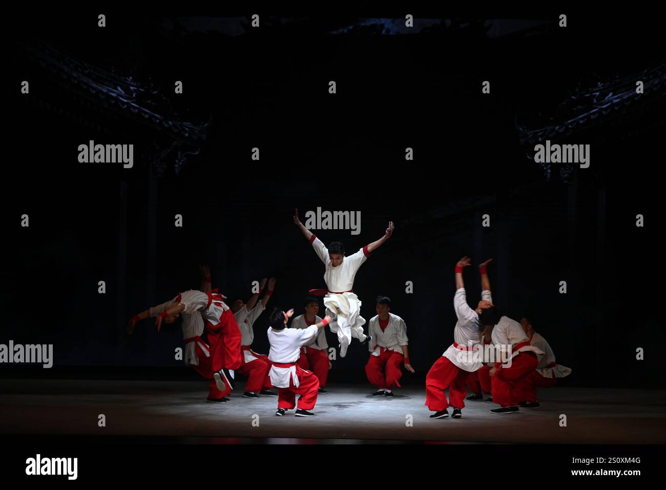 Southern chinese opera house hi-res stock photography and images - Alamy