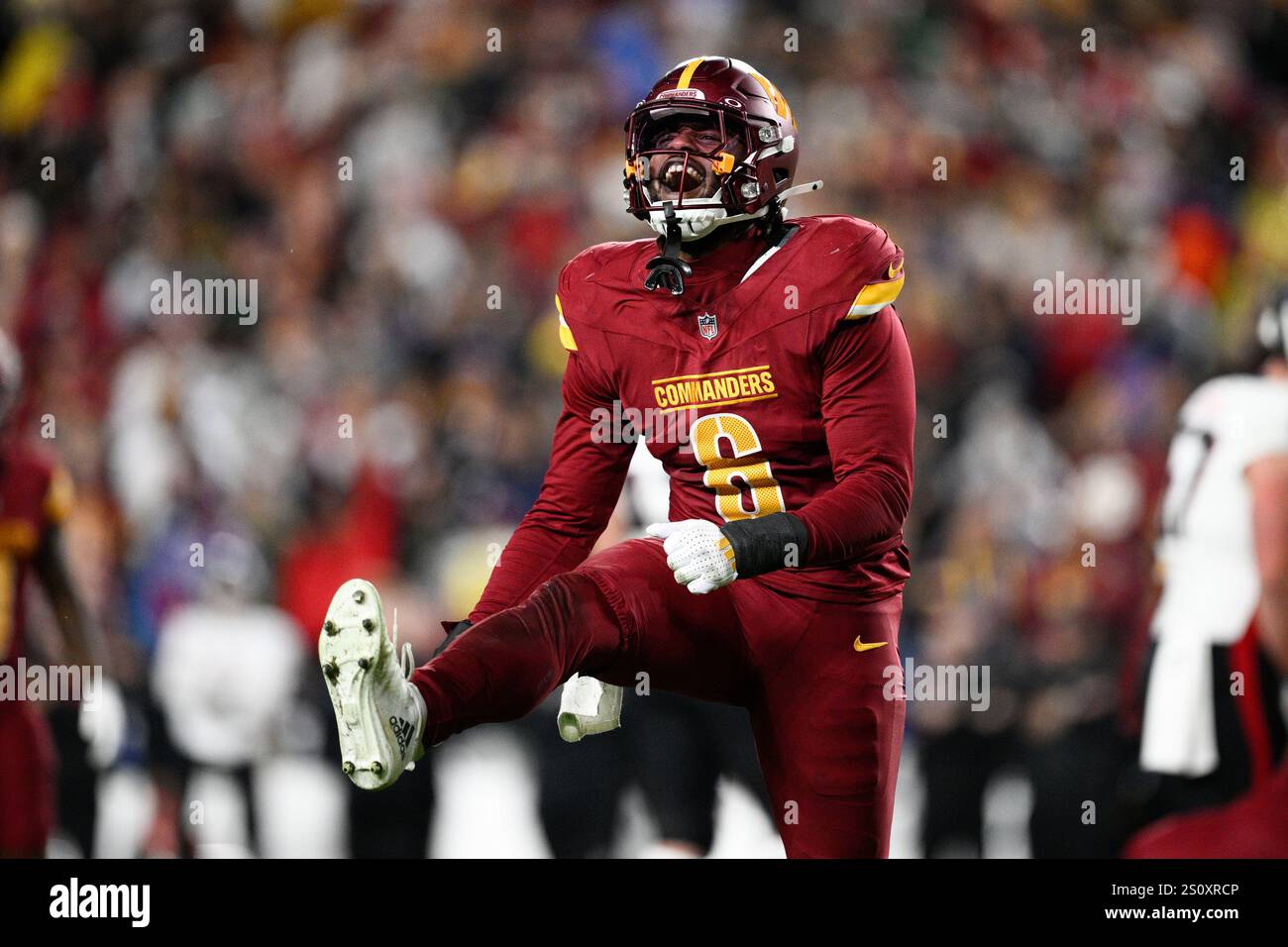 Washington Commanders linebacker Dante Fowler Jr. (6) reacts after a ...