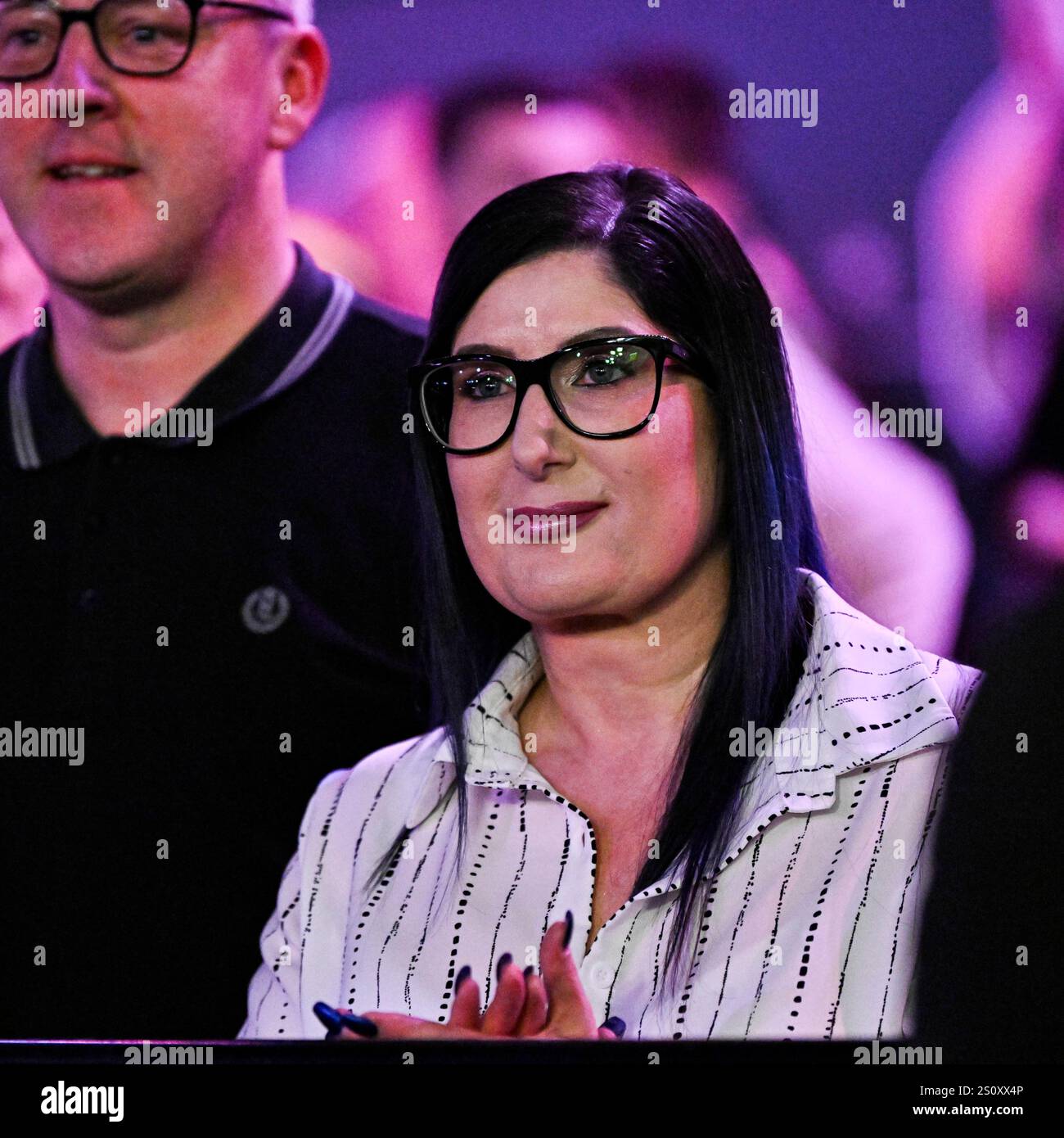 Alexandra Palace, London, UK. 29th Dec, 2024. 2024/25 PDC Paddy Power World Darts Championships ...