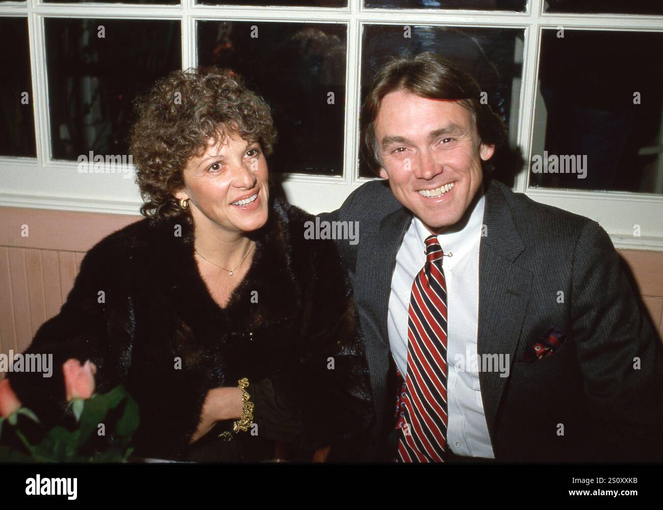 **FILE PHOTO** Linda Lavin Has Passed Away. Linda Lavin and Kip Niven ...