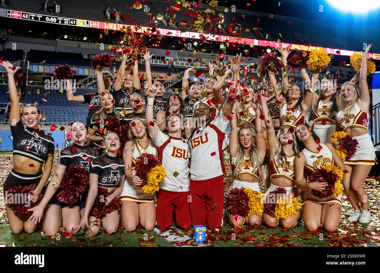Orlando, FL, USA. 28th Dec, 2024. The Iowa state cheerleaders and ...