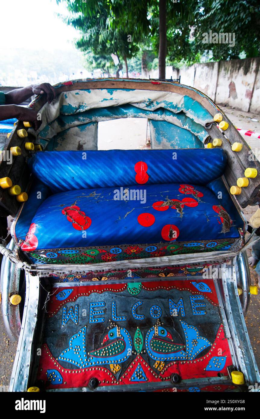 A colorful bicycle rickshaw in Lucknow, India Stock Photo - Alamy