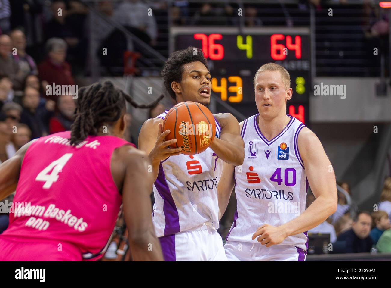 Bonn, Deutschland. 29th Dec, 2024. Collin Welp (BG Goettingen, #40 ...