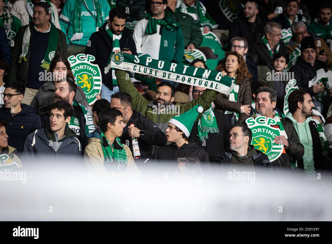 Lisbon, Portugal. 29th Dec, 2024. Sporting CP fans seen during the Liga ...