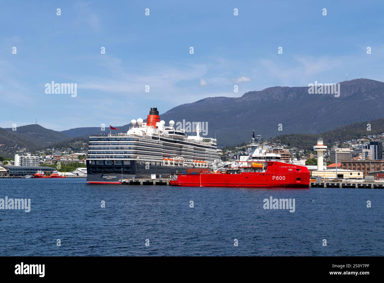 Cunard Queen Elizabeth cruise ship alongside French FS L'ASTROLABE P800 ...