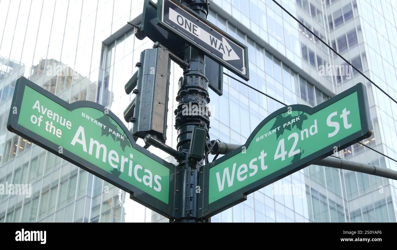 New York City crossroad, 42 street intersection road sign. 6 Sixth ave ...
