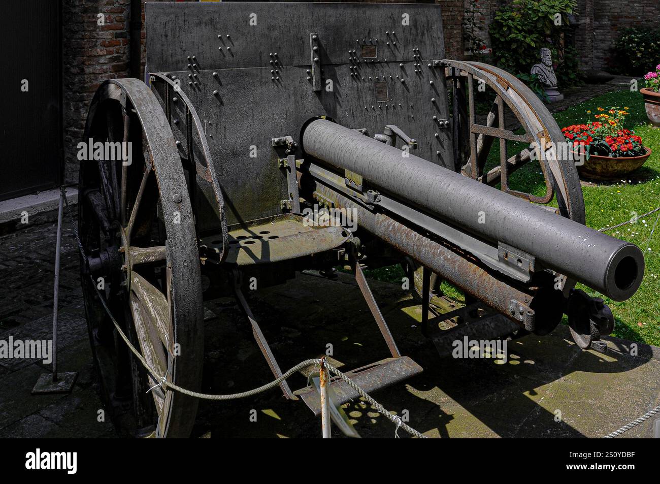 First World War Austro-Hungarian light field gun, also used by Second ...