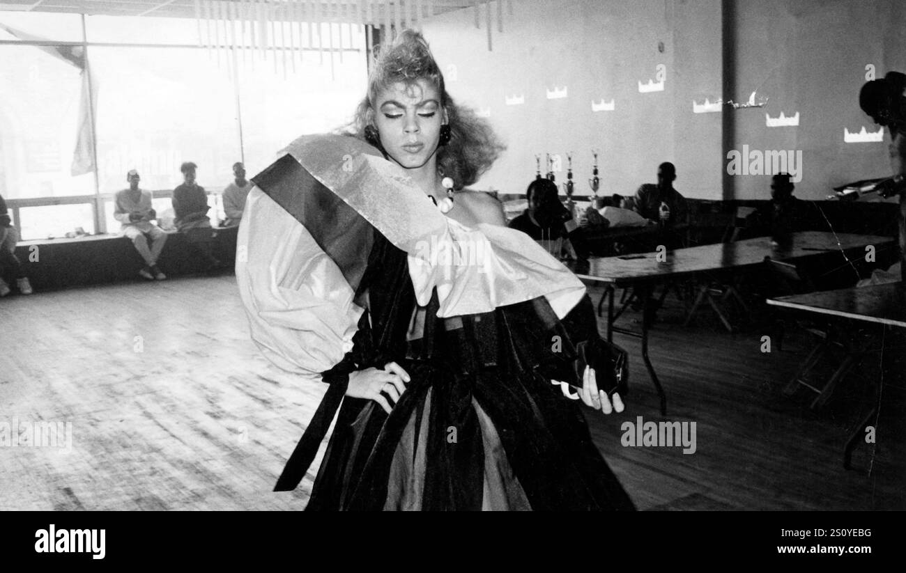 PARIS IS BURNING (1990), directed by JENNIE LIVINGSTON. Credit: Miramax ...