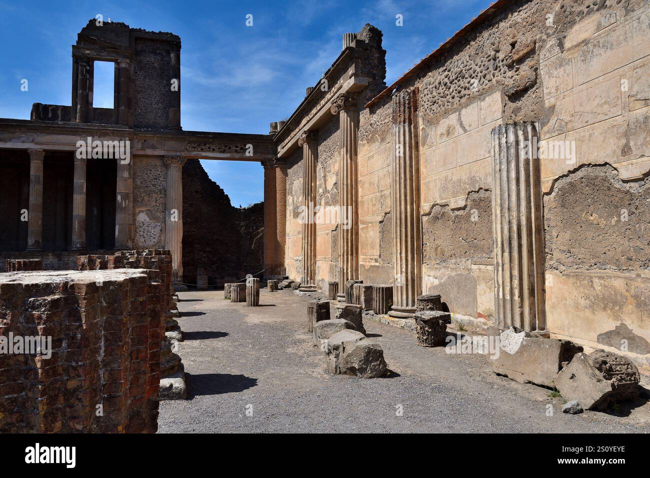 The Roman ruins of Pompeii Stock Photo - Alamy