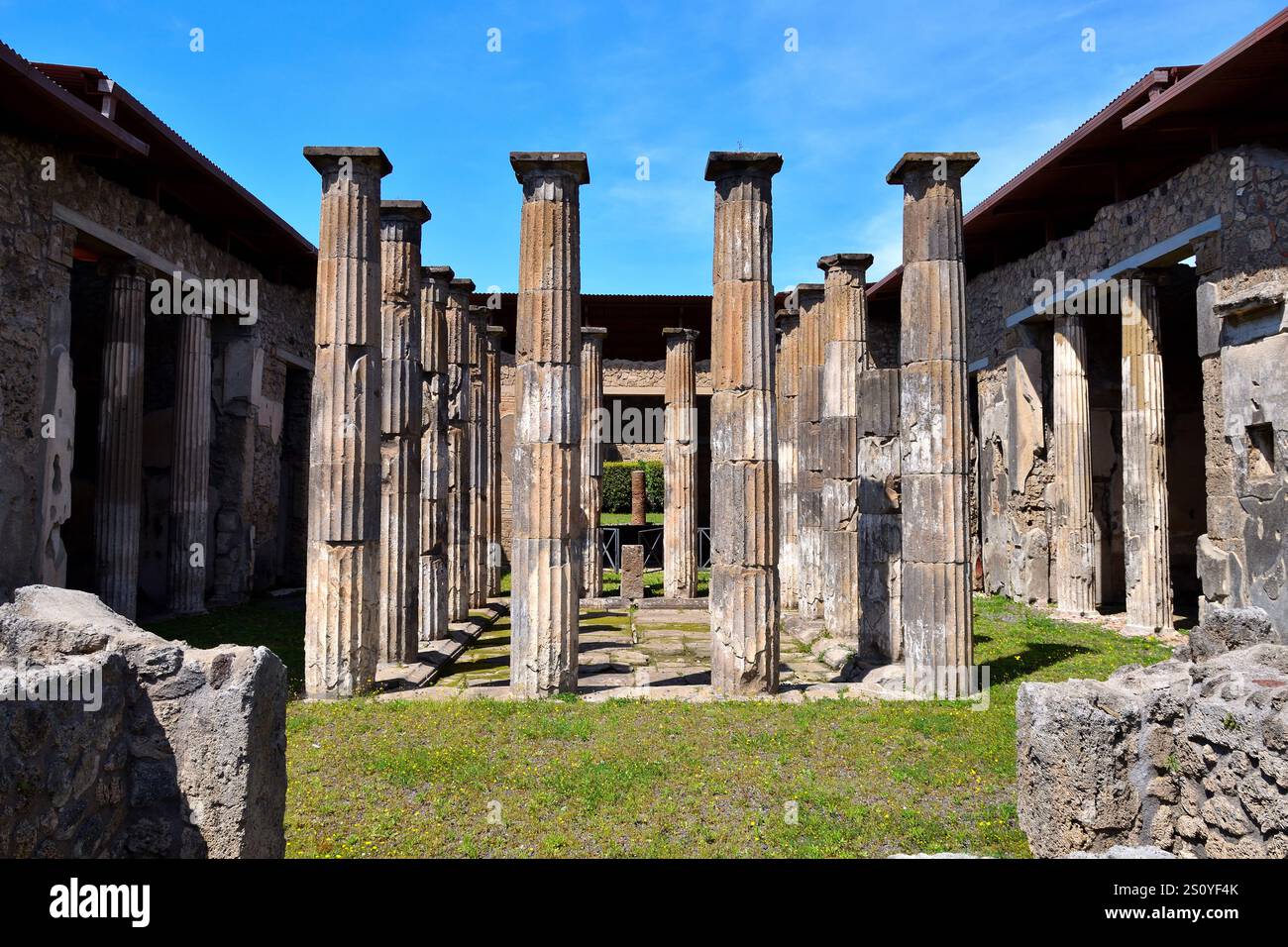 The Roman ruins of Pompeii Stock Photo - Alamy