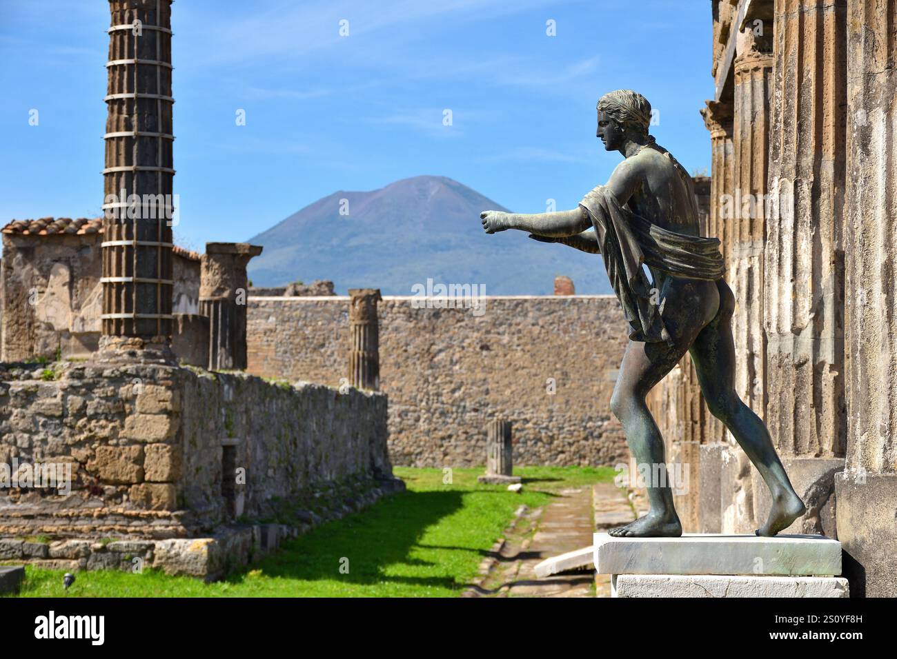 The Roman ruins of Pompeii Stock Photo - Alamy