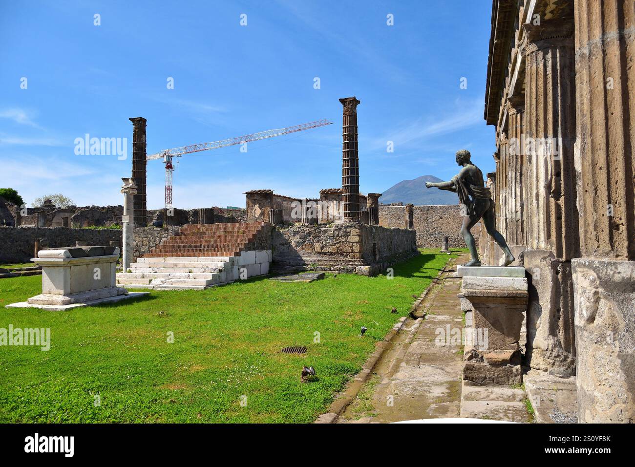 The Roman ruins of Pompeii Stock Photo - Alamy