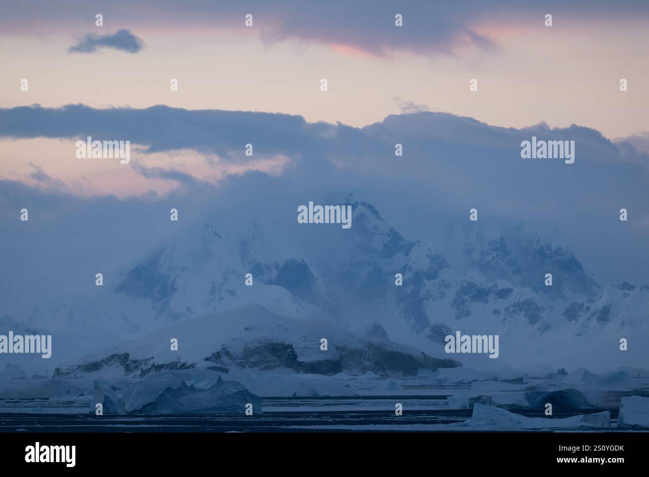 Antarctica view. Seascape and landscape of Antarctica. Glaciers Stock ...
