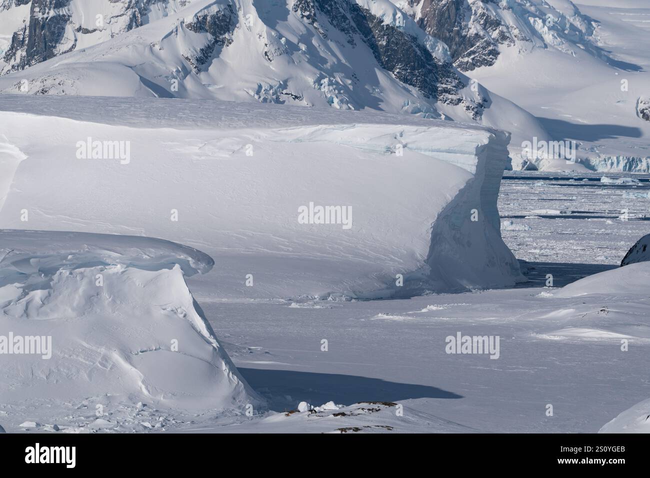 Antarctica view. Seascape and landscape of Antarctica. Glaciers Stock ...