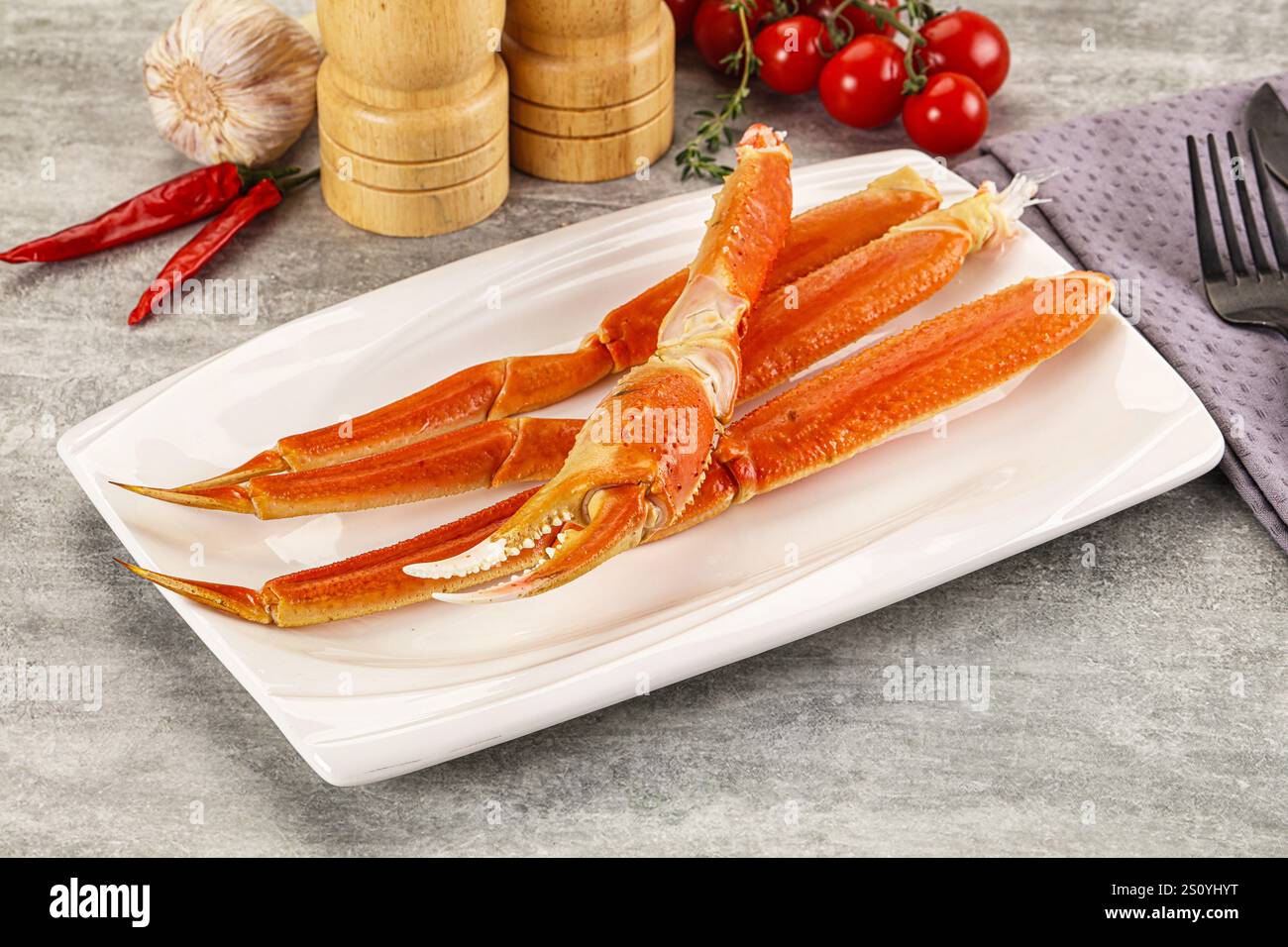 Delicous luxury boiled crab claw legs Stock Photo - Alamy
