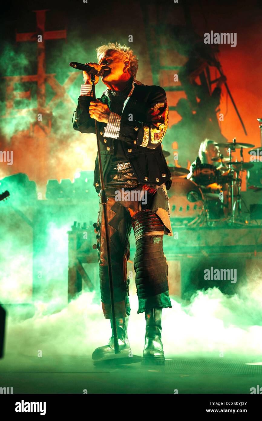 Das Letzte Einhorn / Michael Robert Rhein von In Extremo live bei einem ...