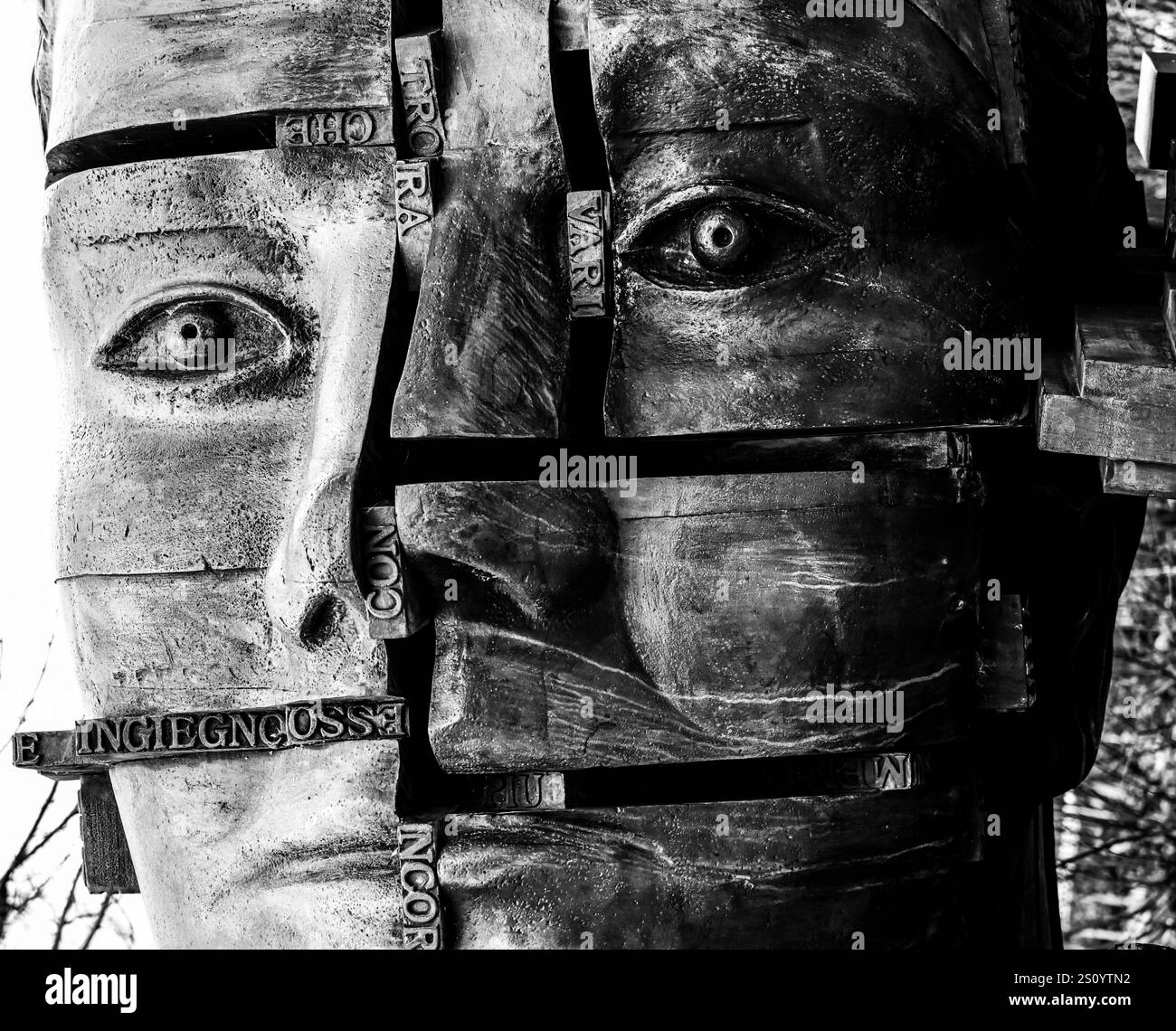Eduardo Paolozzi Sculpture Stock Photo - Alamy