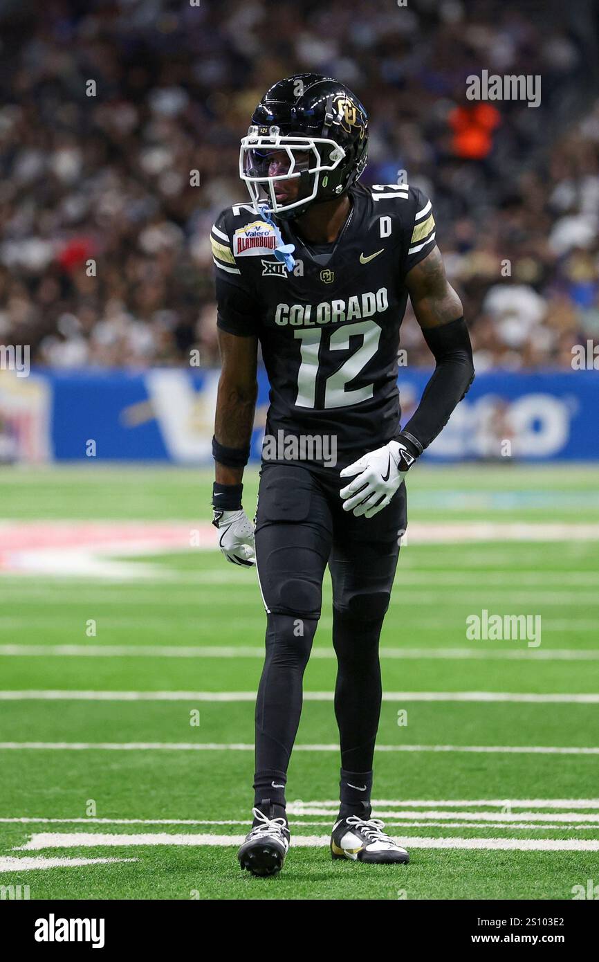 SAN ANTONIO, TX - DECEMBER 28: Colorado Buffaloes wide receiver Travis ...