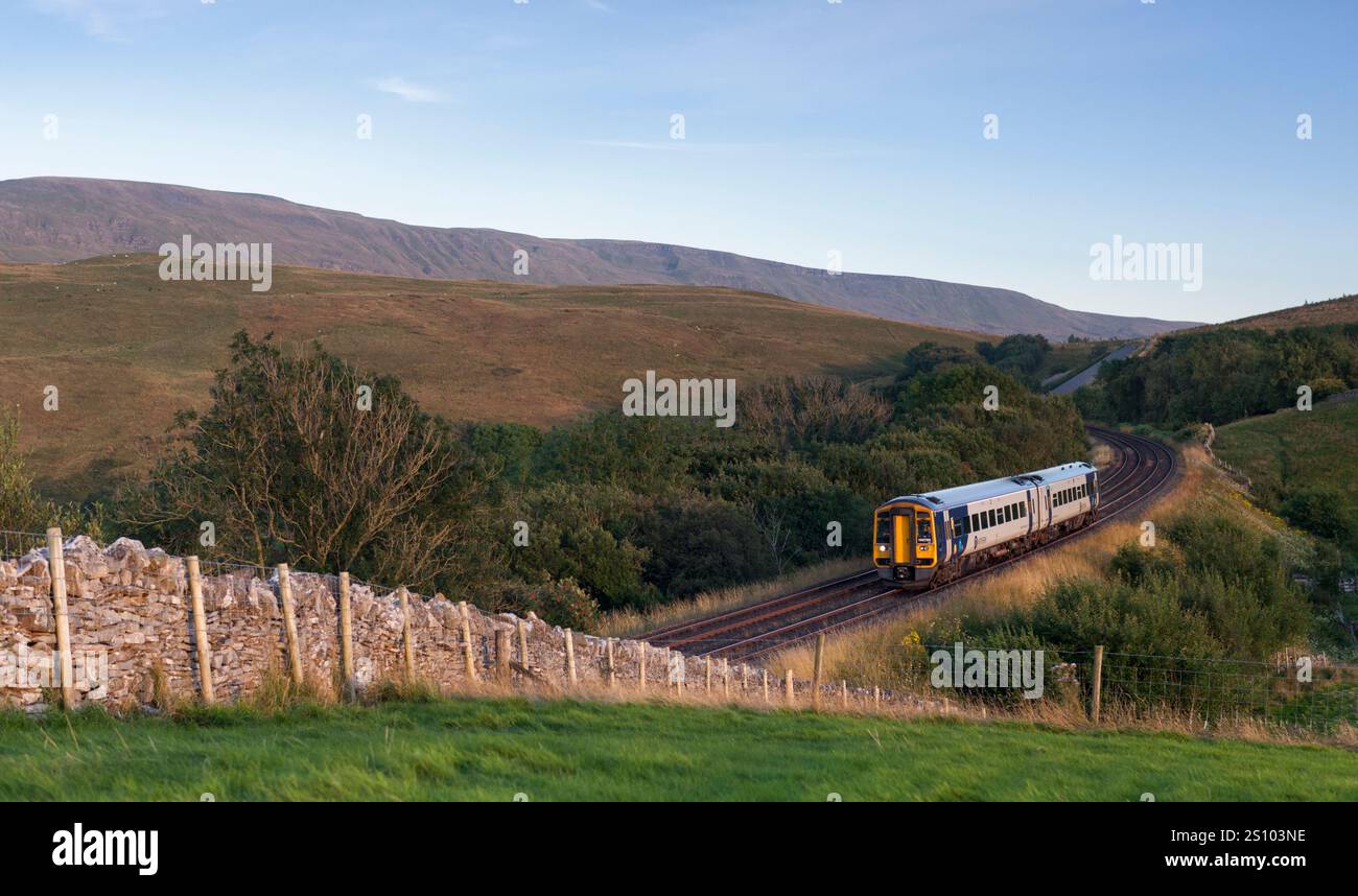 Northern rail class 158 sprinter train on the scenic Settle to Carlisle ...