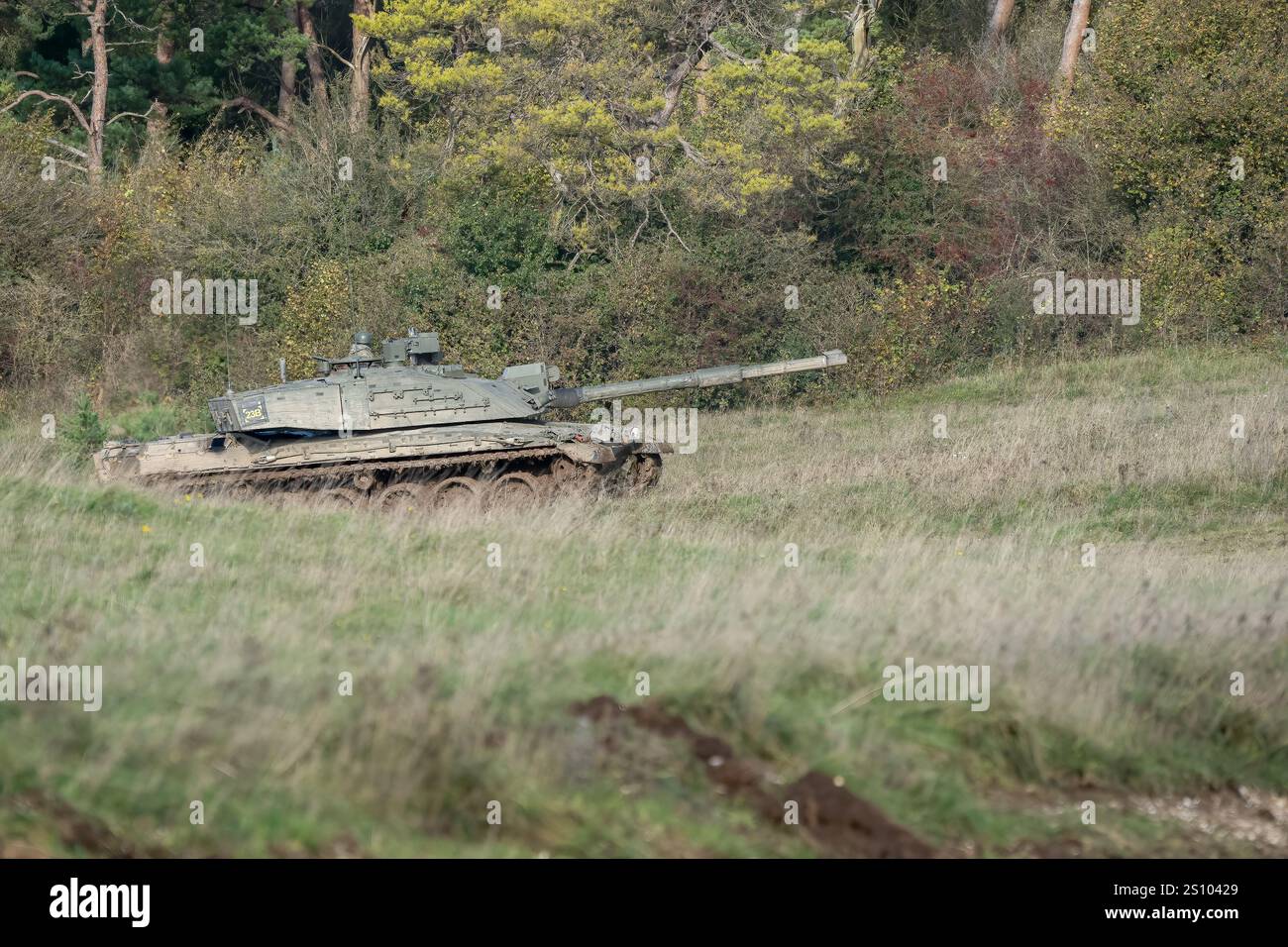 British army FV4034 Challenger 2 ii main battle tank in action on a ...