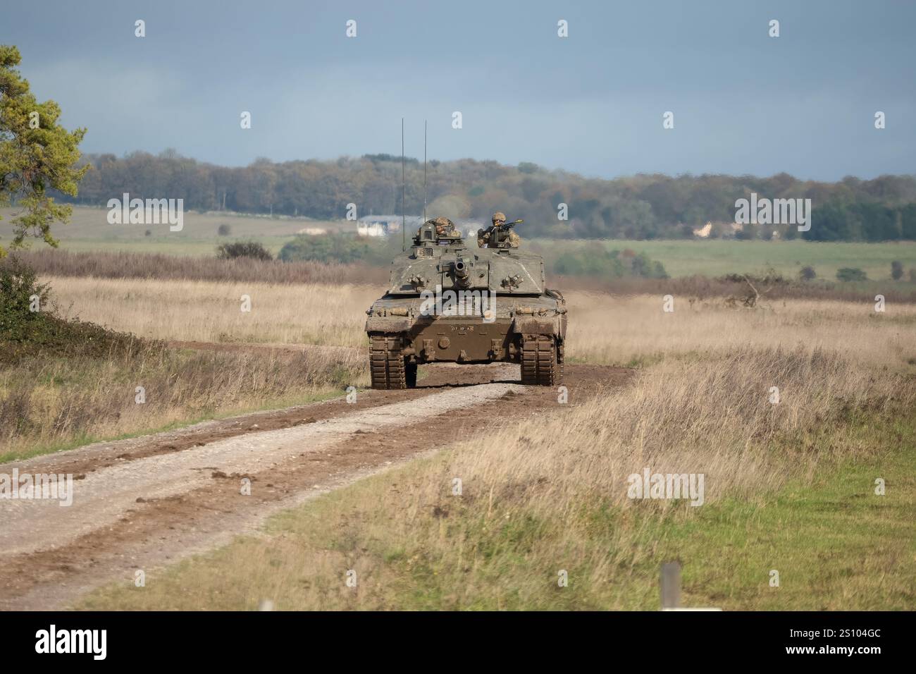 British army FV4034 Challenger 2 ii main battle tank in action on a ...