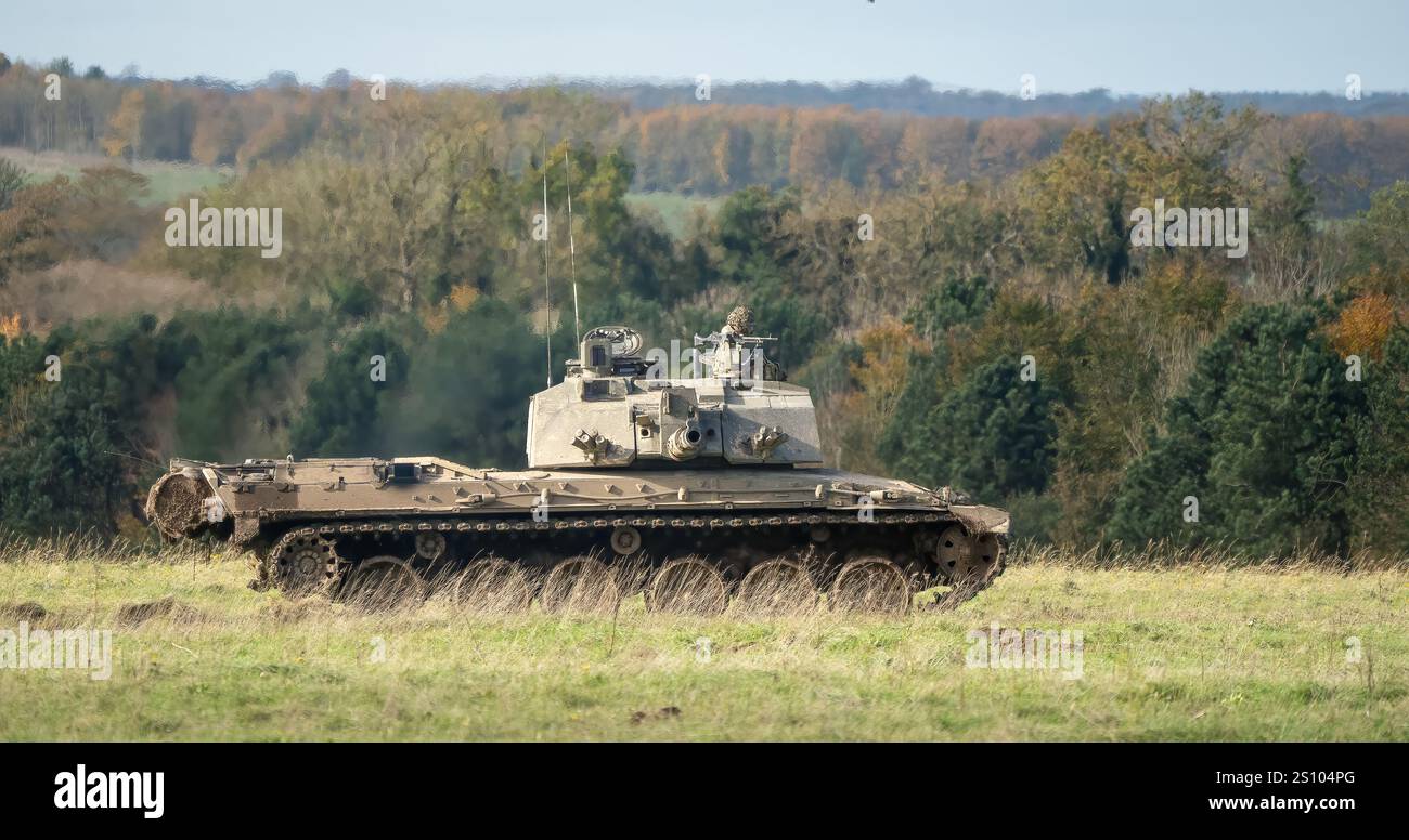 British army FV4034 Challenger 2 ii main battle tank in action on a military exercise Stock ...