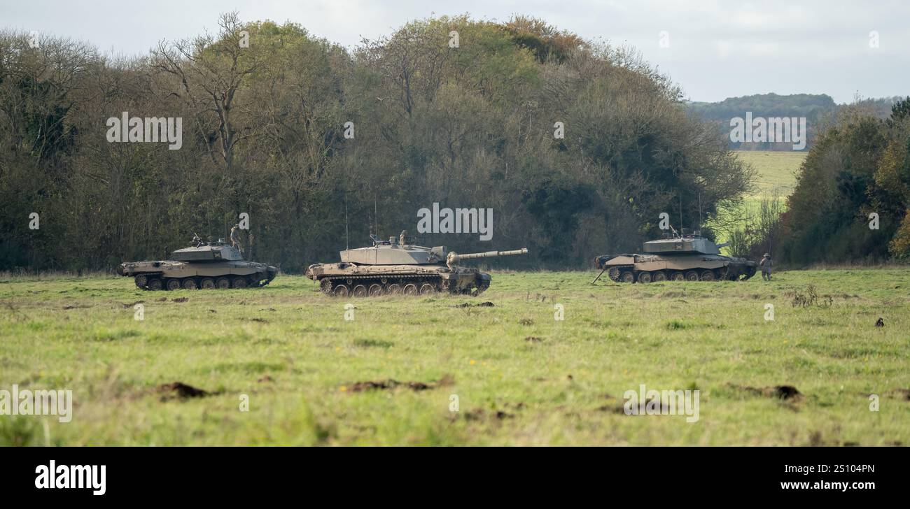British army FV4034 Challenger 2 ii main battle tanks in action on a ...