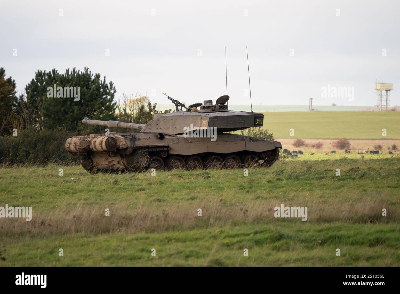British army FV4034 Challenger 2 ii main battle tank in action on a ...