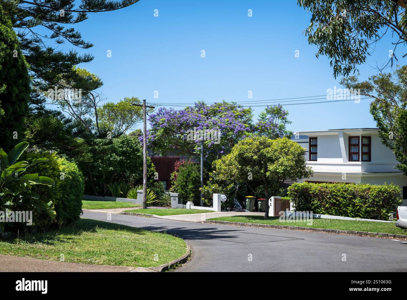 Castlecrag, a suburb on the lower North Shore, originally planned as a ...