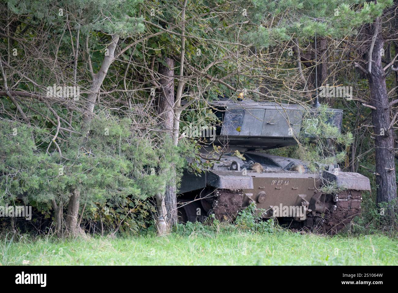 British army FV4034 Challenger 2 ii main battle tank camouflaged in ...