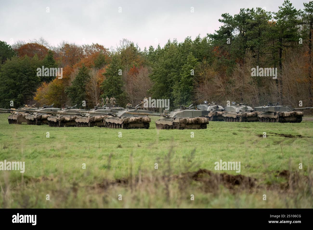 a squadron of British army FV4034 Challenger 2 ii main battle tanks in ...