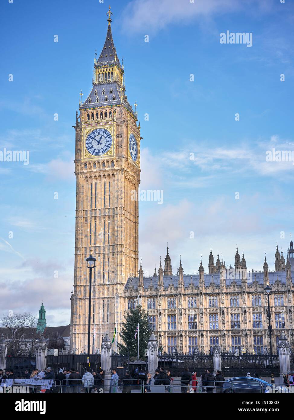 Big Ben clock and bell tower, House of Commons, Parliament building ...