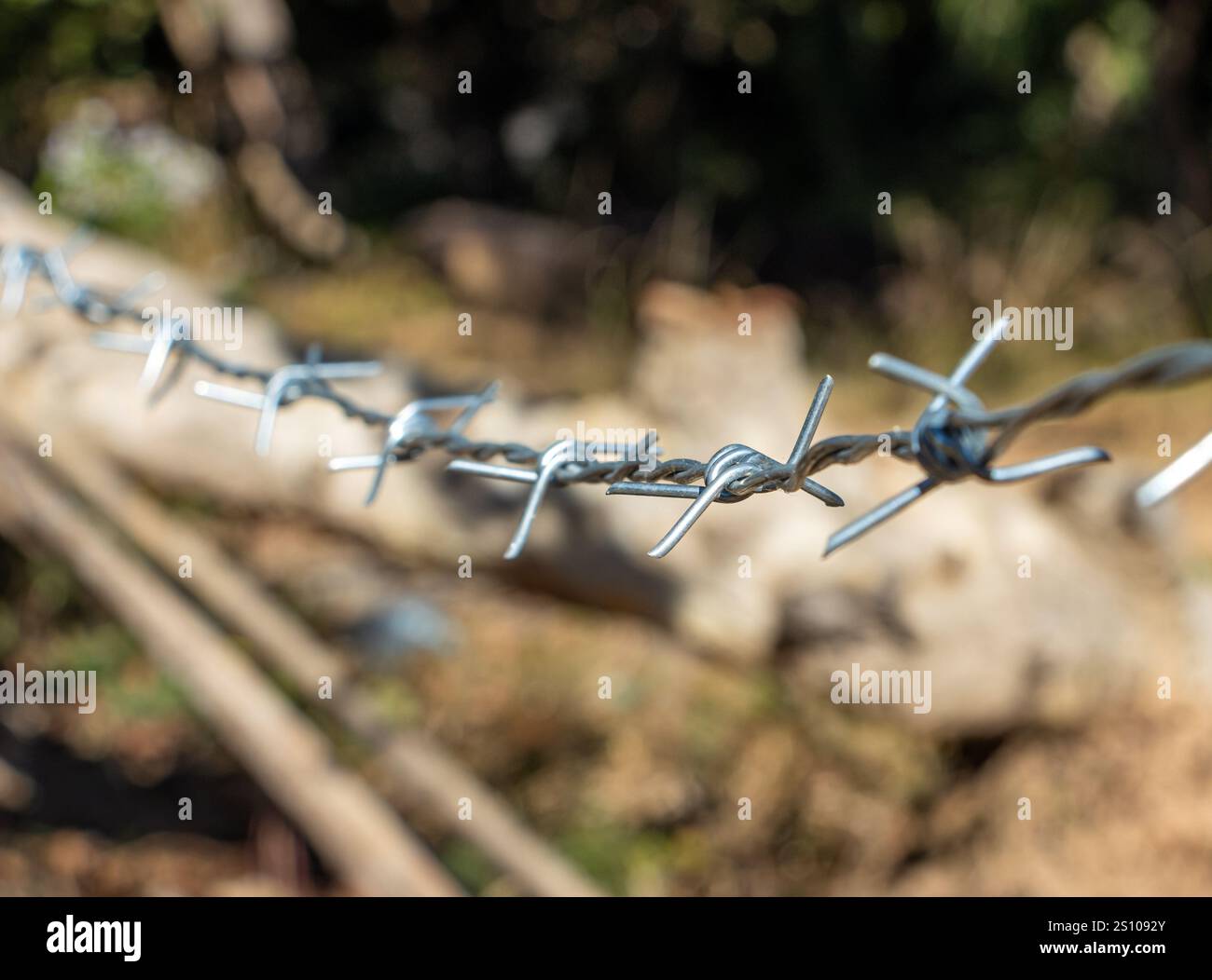Boundary fence on farm hi-res stock photography and images - Alamy