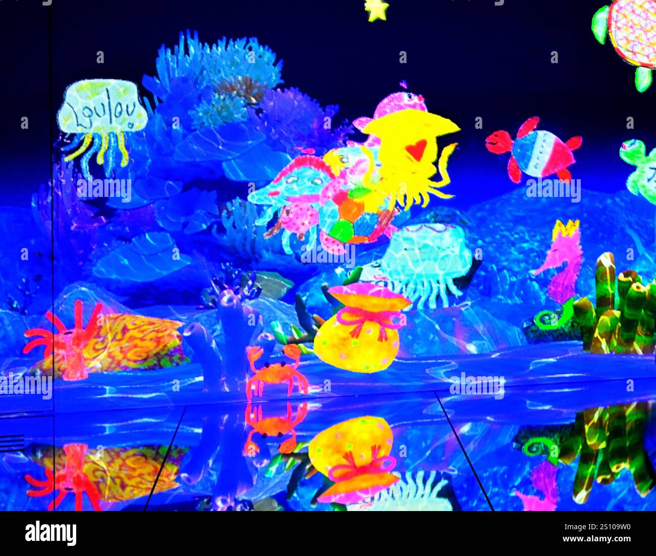 TeamLab Planets Tokyo Japan Stock Photo - Alamy