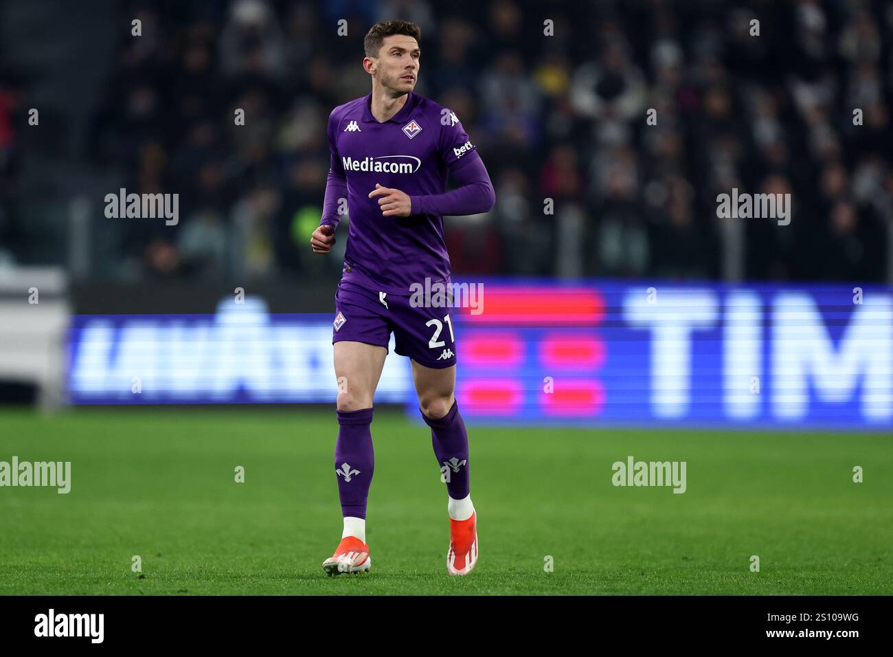 Torino, Italy. 29th Dec, 2024. Robin Gosens of Acf Fiorentina looks on ...