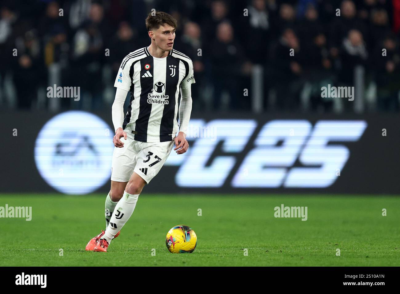 Torino, Italy. 29th Dec, 2024. Nicolo Savona of Juventus Fc in action ...
