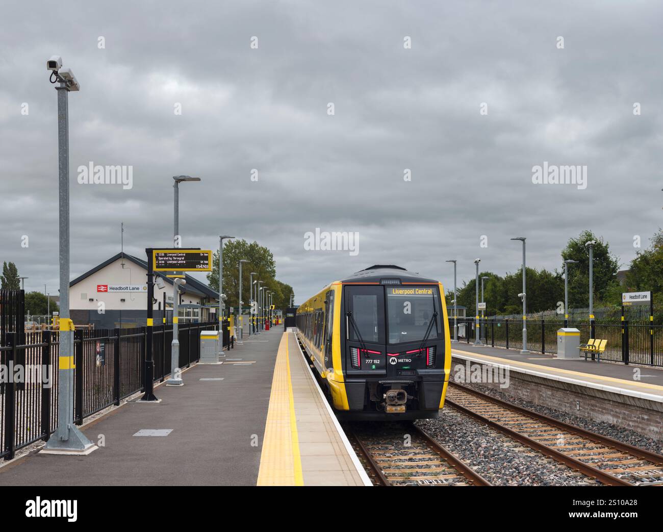 Merseyrail class 777 battery electric multiple unit 777152 at Headbolt ...