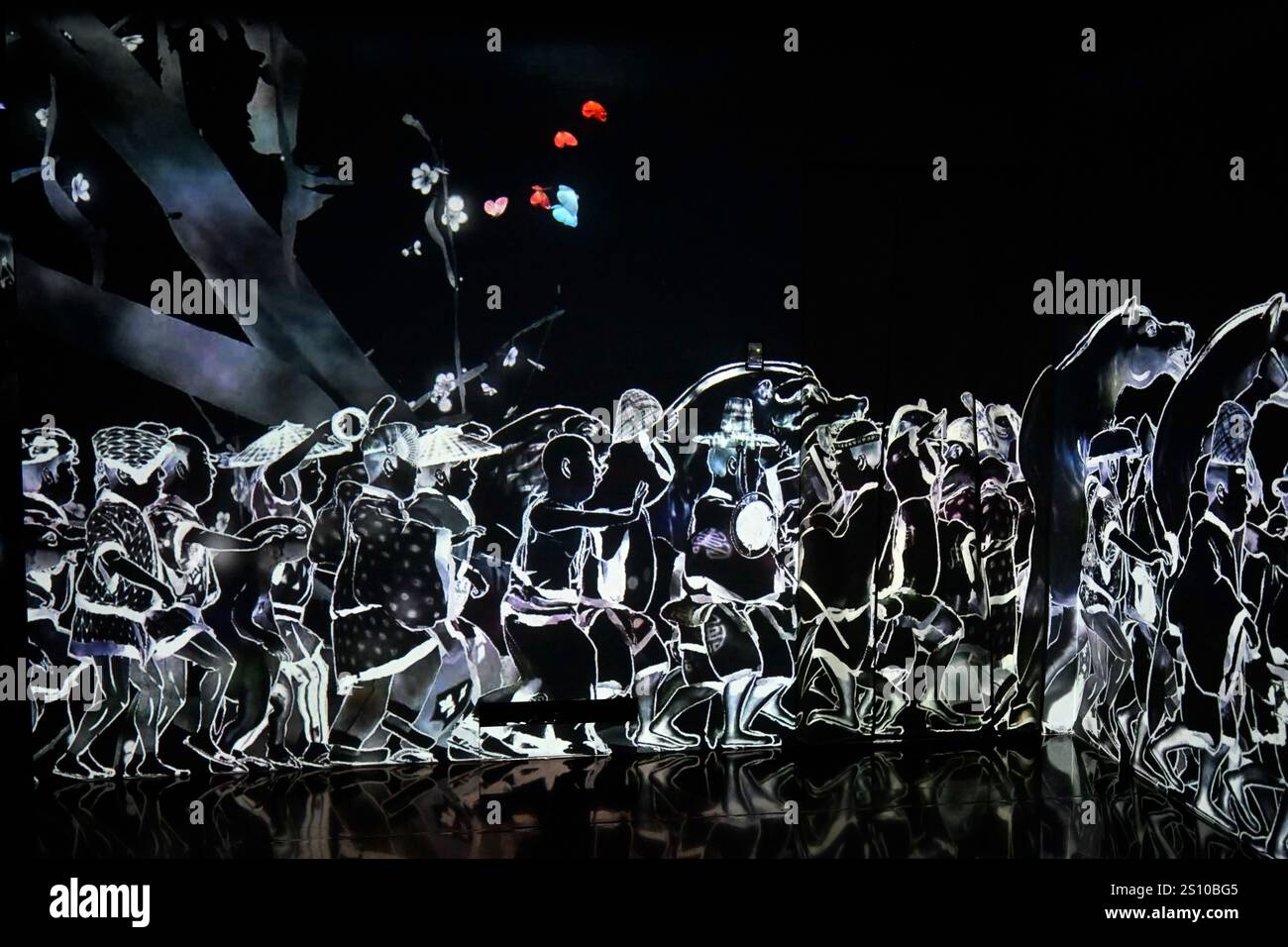 TeamLab Planets Tokyo Japan Stock Photo - Alamy