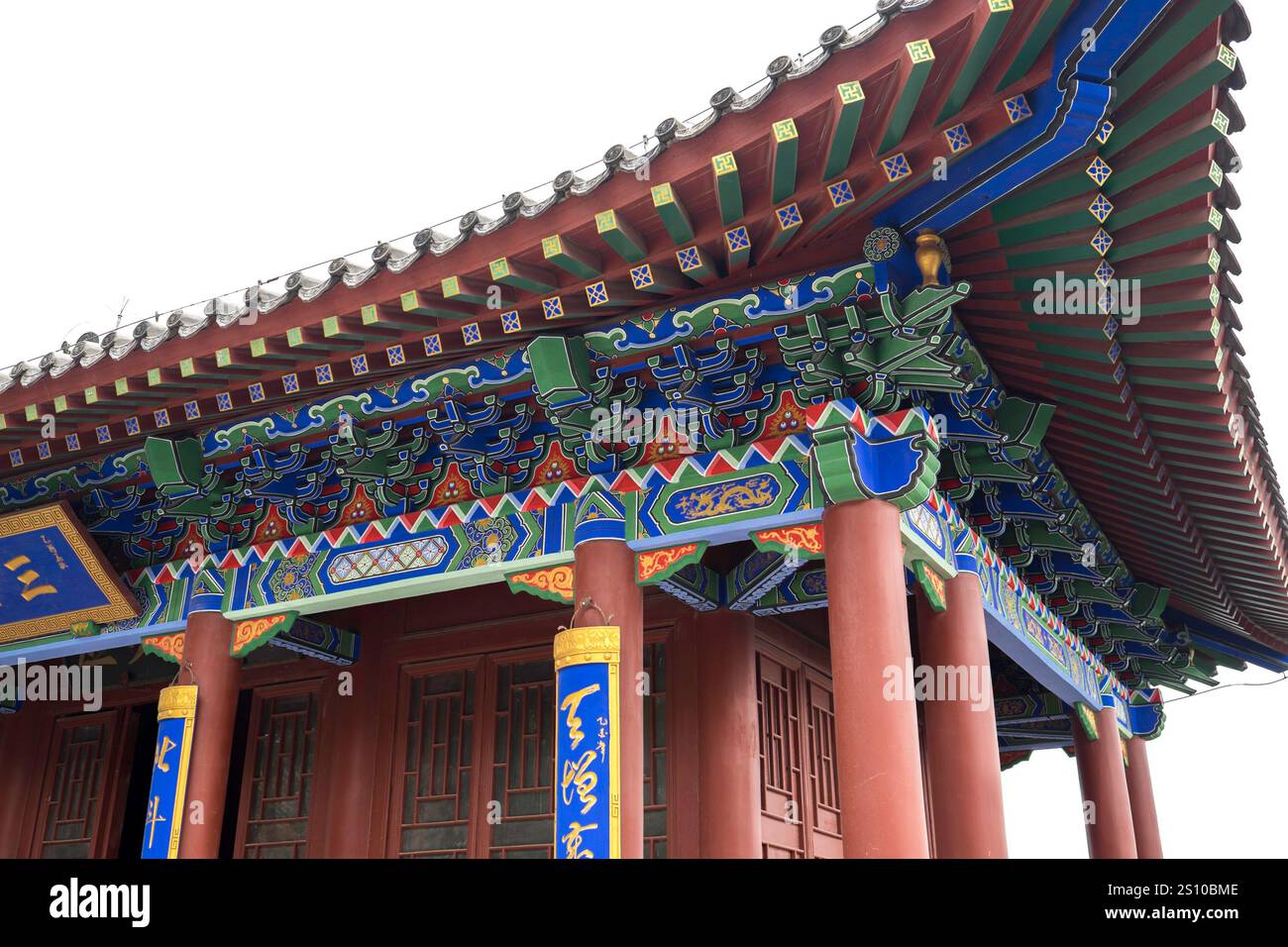 China, Qingzhou, 2015-06-07, architecture, temple, carved roof, painted ...