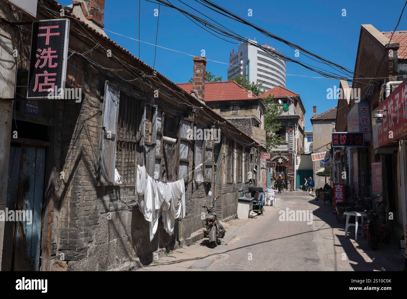 China, Yantai, 2016-06-01, city, street, buildings, old houses ...