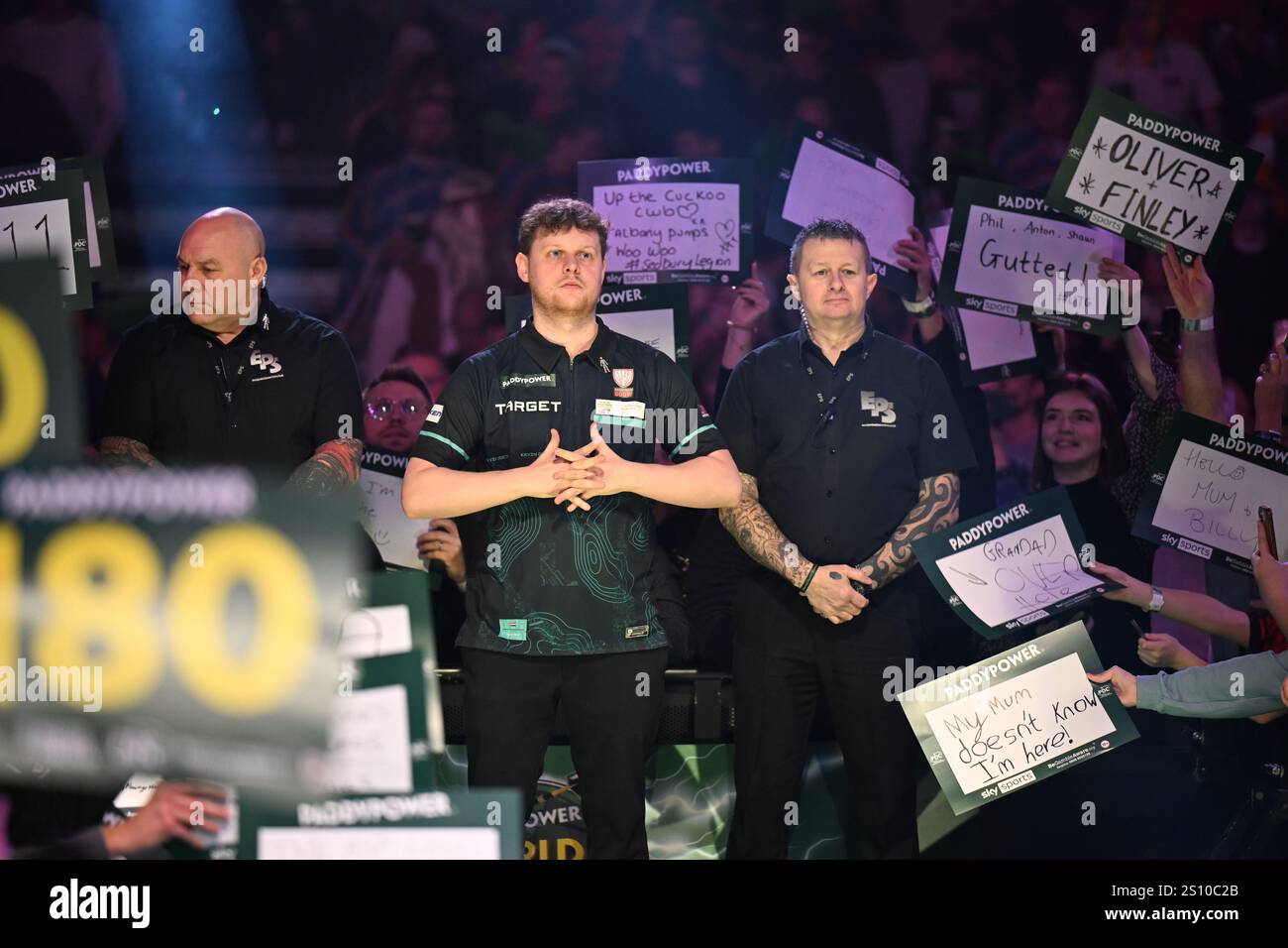 Alexandra Palace, London, UK. 30th Dec, 2024. 2024/25 PDC Paddy Power ...